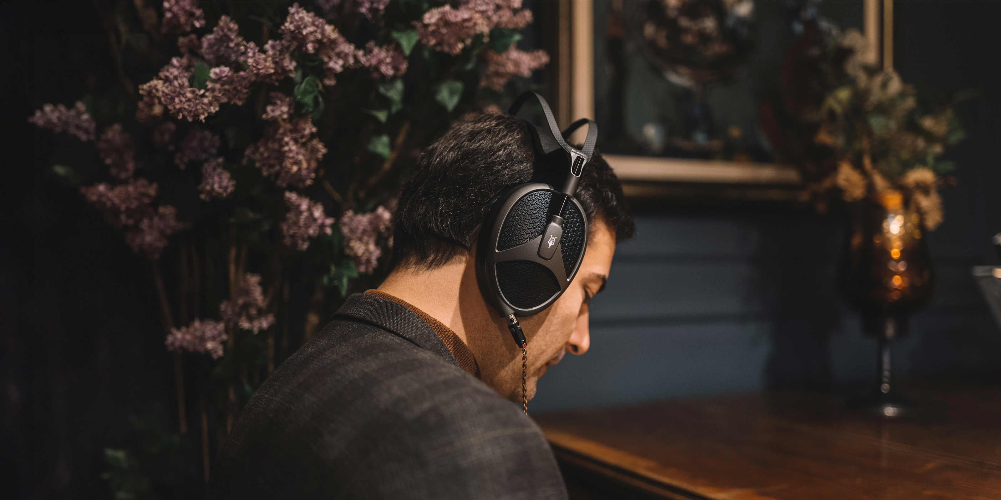 Meze Audio Elite Aluminium - High-Fidelity Premium Open-Back Meze Audio Elite Aluminium - High-Fidelity Premium Open-Back